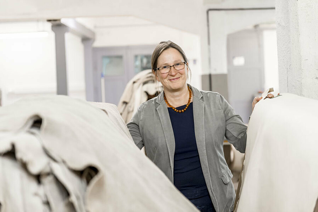 Leather and Leather Processing - FILK Freiberg Institute gGmbH