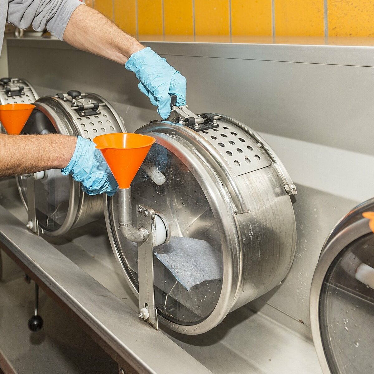 Tannery pilot plant - FILK Freiberg Institute gGmbH